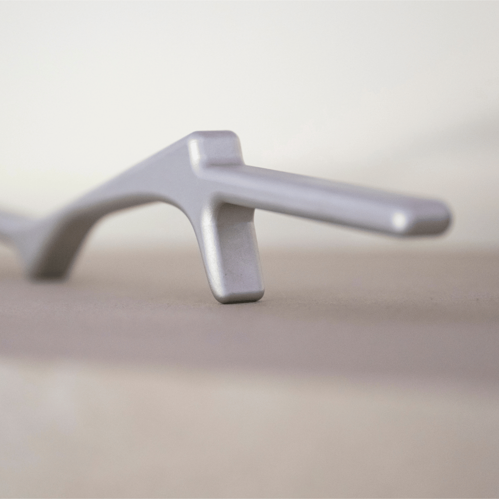 Runner's Knee Essentials | Knee Massage Blade + Guided Recovery Program ...